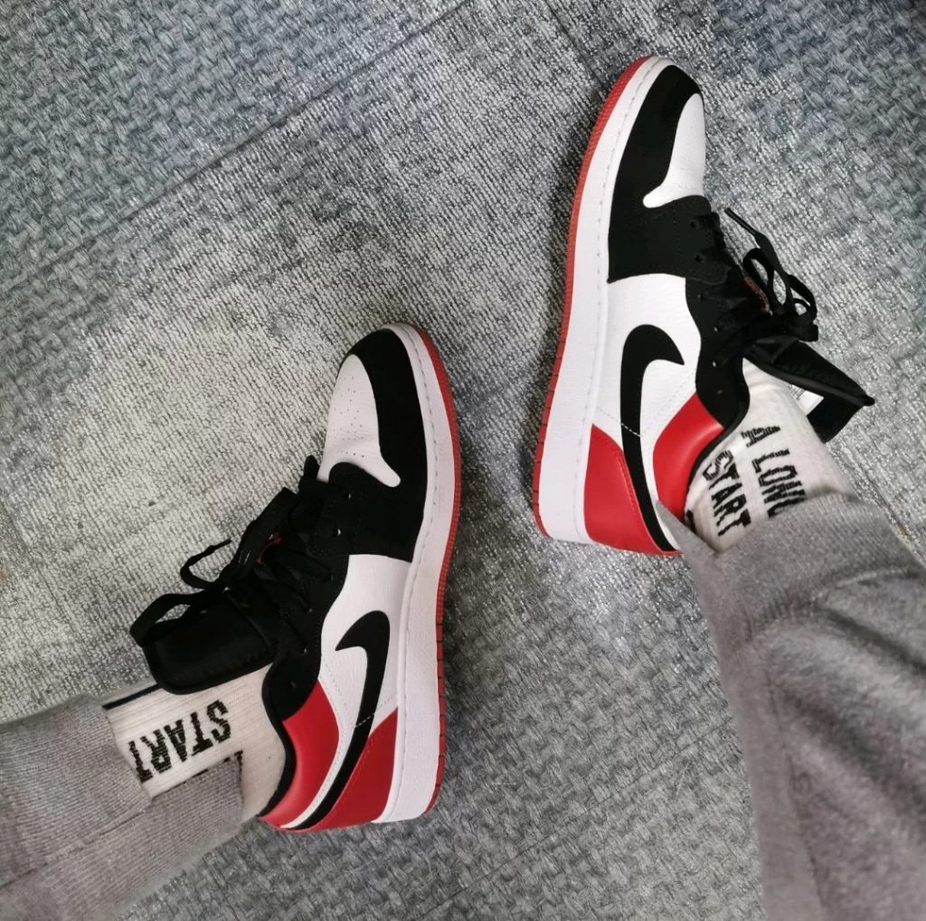 Giày nam Air Jordan 1 Low Black Toe 553558-116 - Sneaker Daily