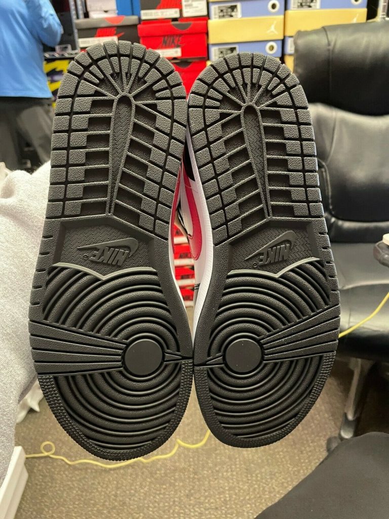 Giày Air Jordan 1 Low “Siren Red” DC0774-004 - Sneaker Daily