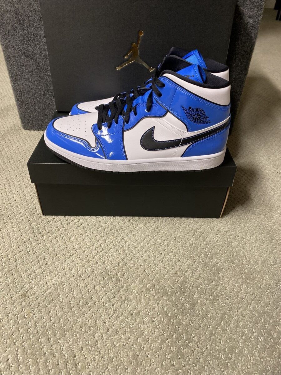 Giày Air Jordan 1 Mid SE 'Signal Blue' DD6834-402 chính hãng - Sneaker ...