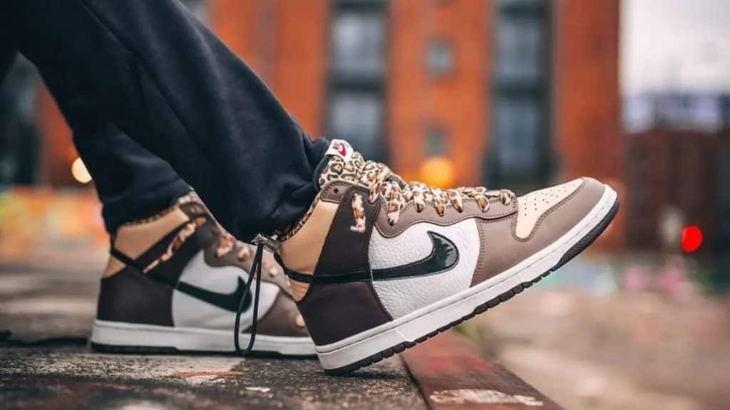 Các sneakerhead đang tạo kiểu với Nike Dunk -Sneaker Daily