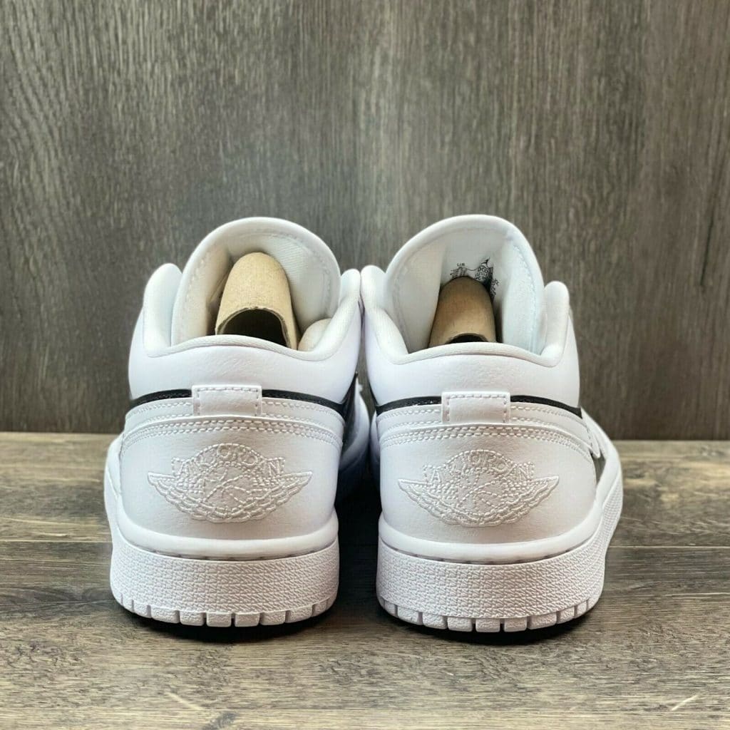 Giày Air Jordan 1 Low "Panda" DC0774-100