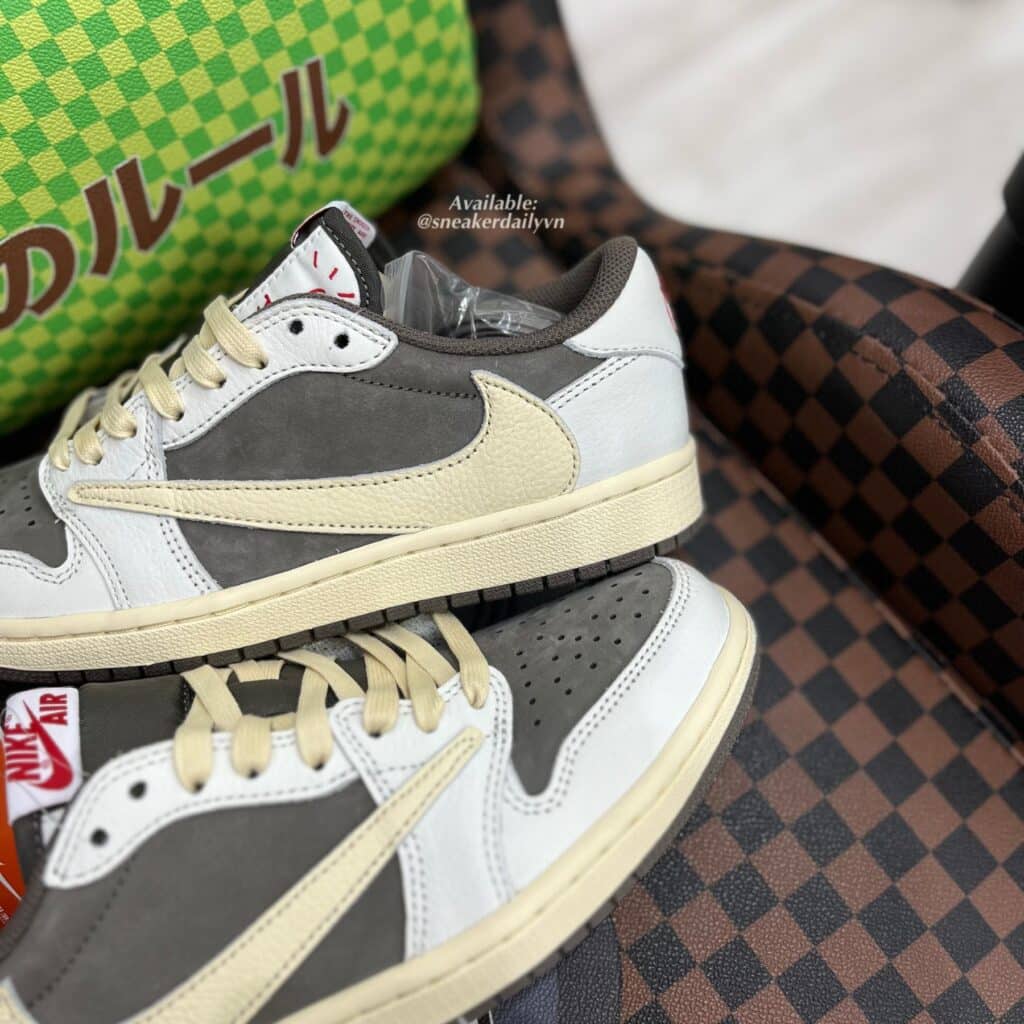 Giày Nike Air Jordan 1 Low x Travis Scott 'Sail and Ridgerock' DM7866-162