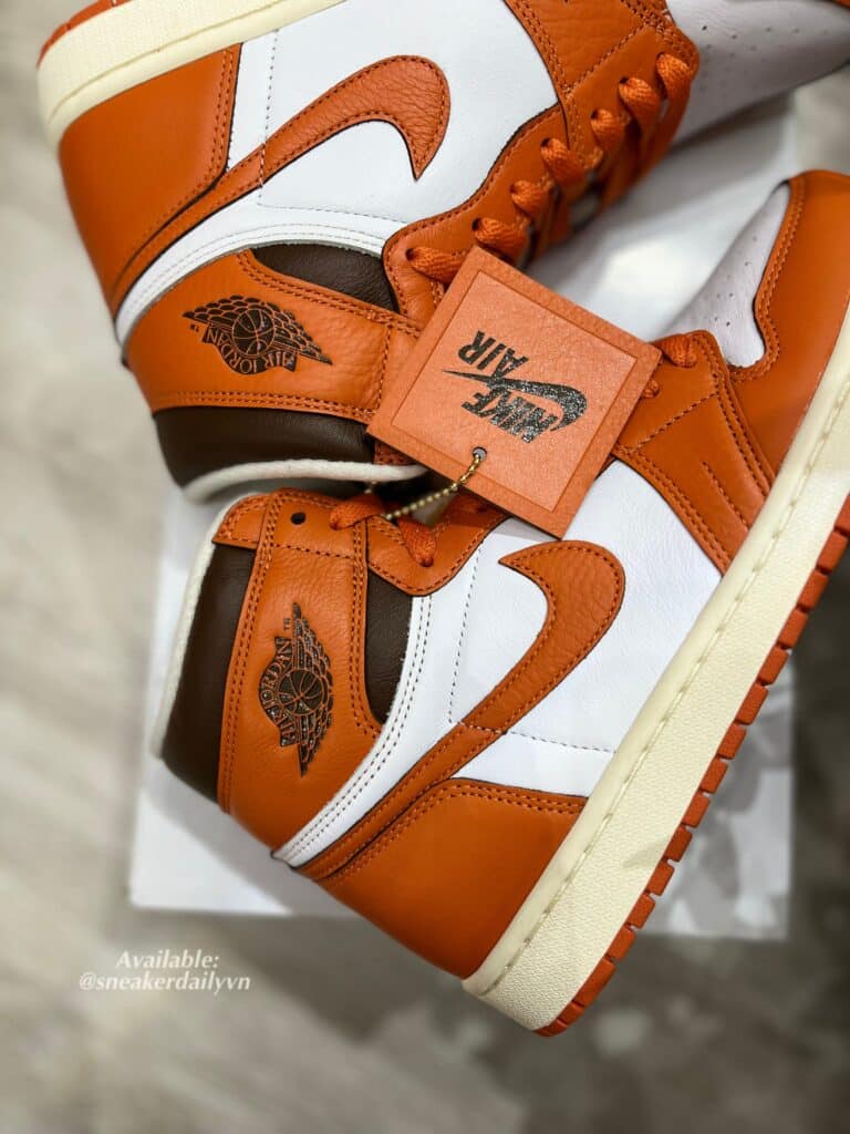 Giày Nike Air Jordan 1 Retro High OG Starfish (W) DO9369-101