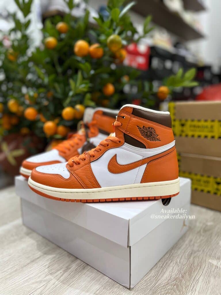 Giày Nike Air Jordan 1 Retro High OG Starfish (W) DO9369-101