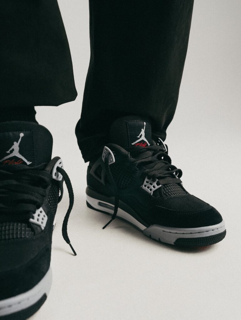 Giày Air Jordan 4 Retro SE Black and Light Steel DH7138-006