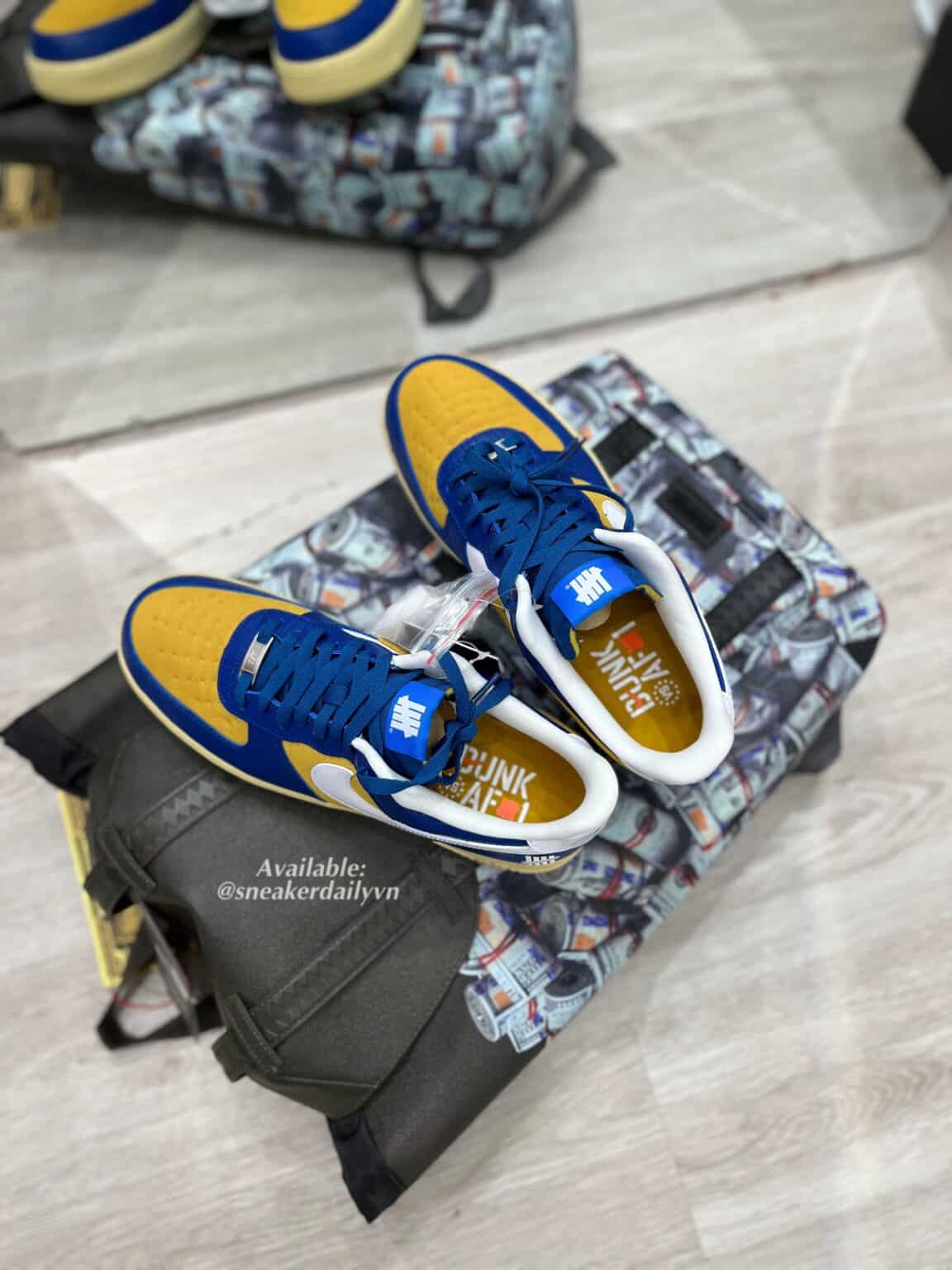 Giày Nike Undefeated x Air Force 1 Low SP 'Dunk vs AF1' DM8462-400