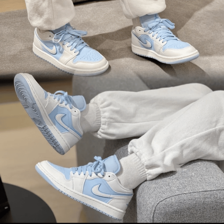 Giày Nike Air Jordan 1 Low SE Reverse Ice Blue (W) DV1299-104