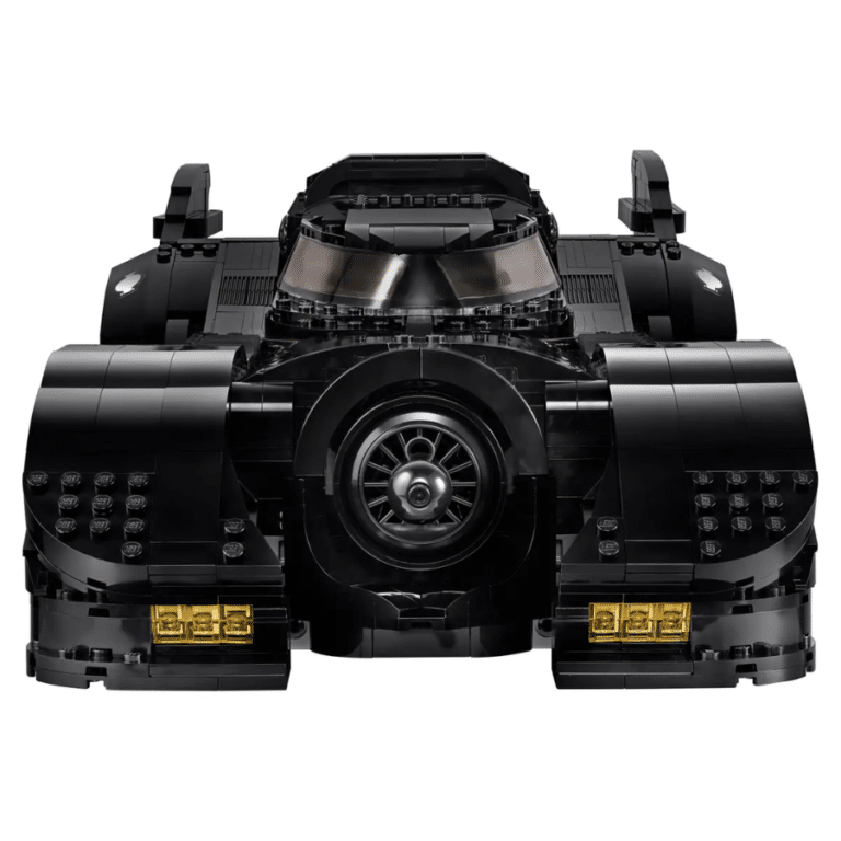 Lego DC Comics Batman 1989 Batmobile 76139