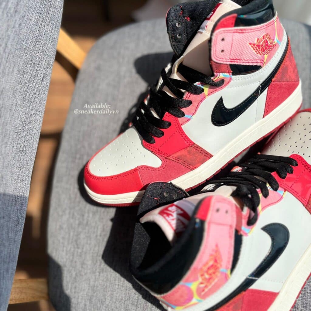 Giày Spider-Man × Nike Air Jordan 1 Retro High OG SP 'Next Chapter ...