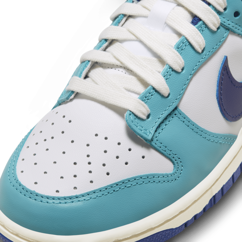 Giày Nike Dunk Low 'Teal Nebula Deep Royal Blue' (W) FQ6870-141