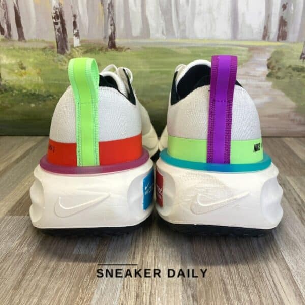 Giày Nike Invincible Run 3 SE 'White Blue Lightning Fushsia Dream ...