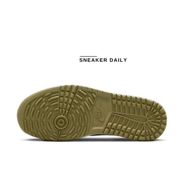 Giày Travis Scott x Air Jordan 1 Low Golf 'Neutral Olive' FZ3124-200