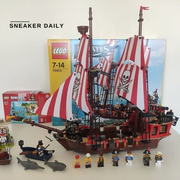 Lego The Brick Bounty 70413