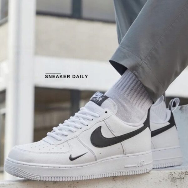 Giày Nike Air Force 1 '07 LV8 UT 'White Metallic Dark Grey' DX8967-100