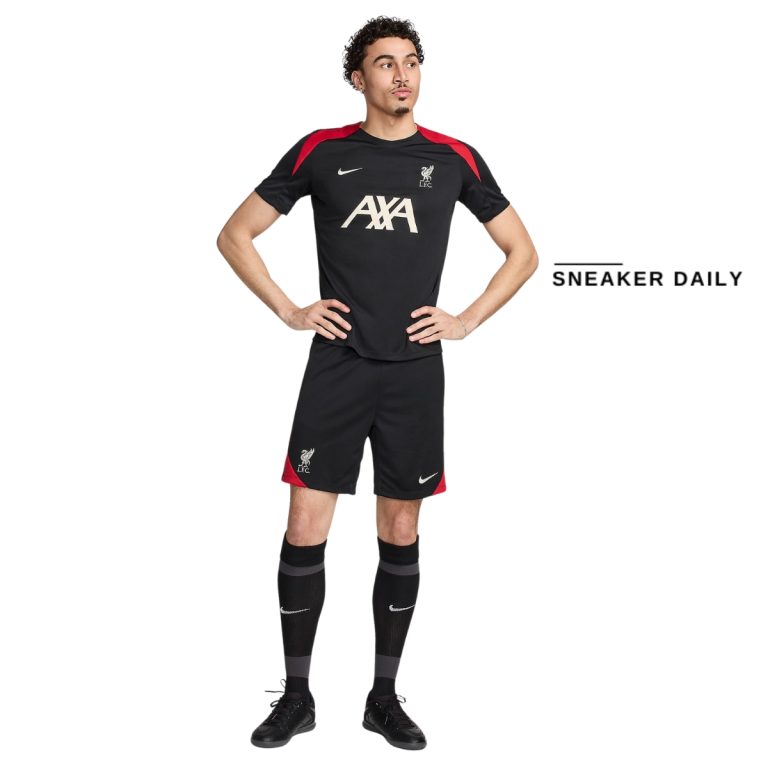 Áo Liverpool F.C. Strike Men's Nike Dri-FIT Football Short-Sleeve Knit ...