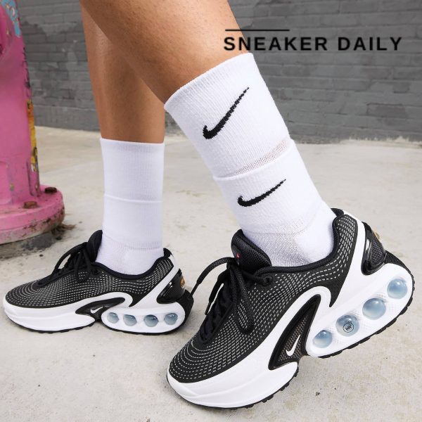 Giày Nike Air Max DN 'Black White' (WMNS) FJ3145-002