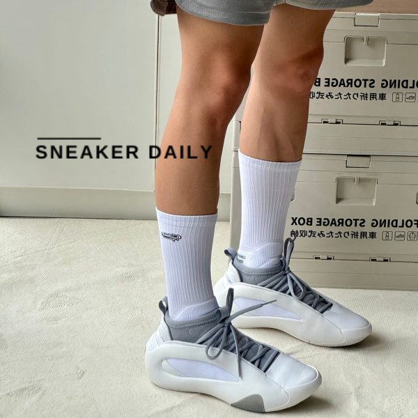 Giày adidas Harden Vol. 8 'White Party' IE2696