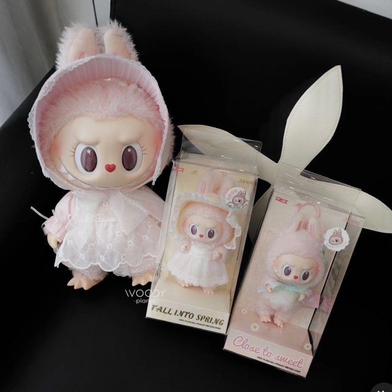 Mô hình Pop Mart The Monsters Mokoko Fall Into Spring 17cm 6941448666227