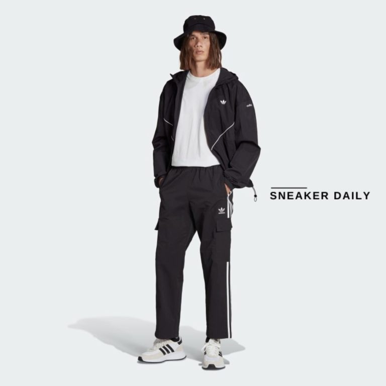 Quần adidas Adicolor Classics 3-Stripes Cargo Pants - Black HR3364