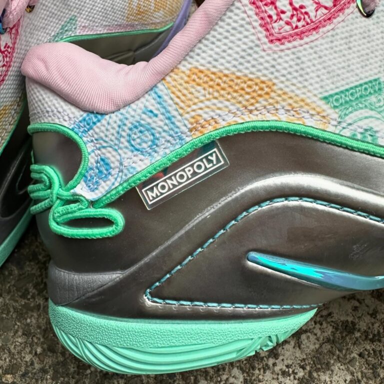 Giày Nike LeBron 22 EP 'Monopoly' FZ1098-100