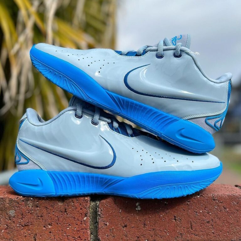 Giày Nike LeBron 21 EP Solid Outsole 'Blue Diver' FQ4146-400
