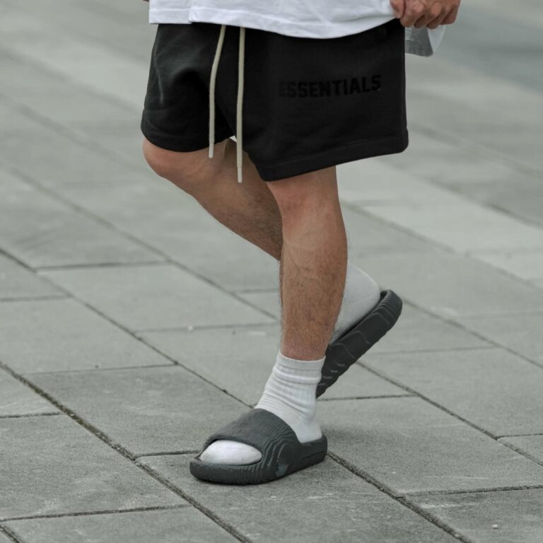 Dép Adidas Adilette 22 ‘Grey Five’ HP6522